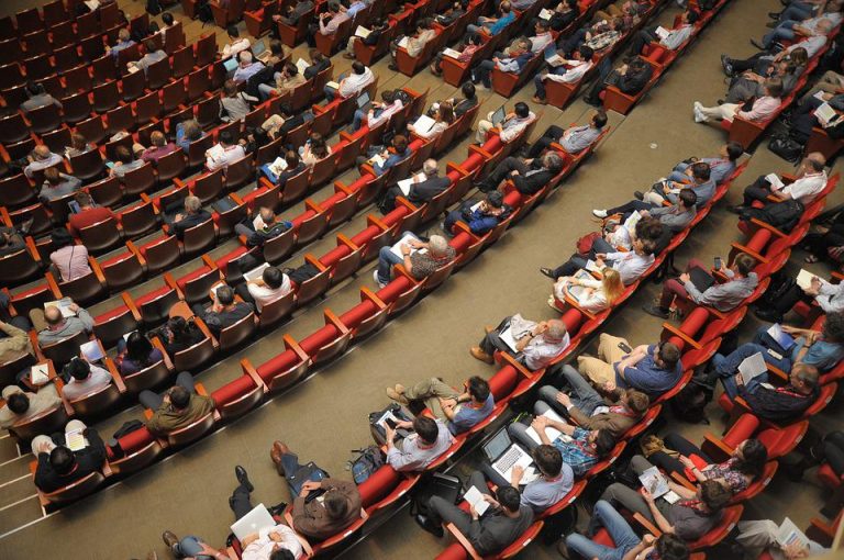Aménager Un Amphithéâtre : Rien Ne Doit être Laissé Au Hasard » Guide ...